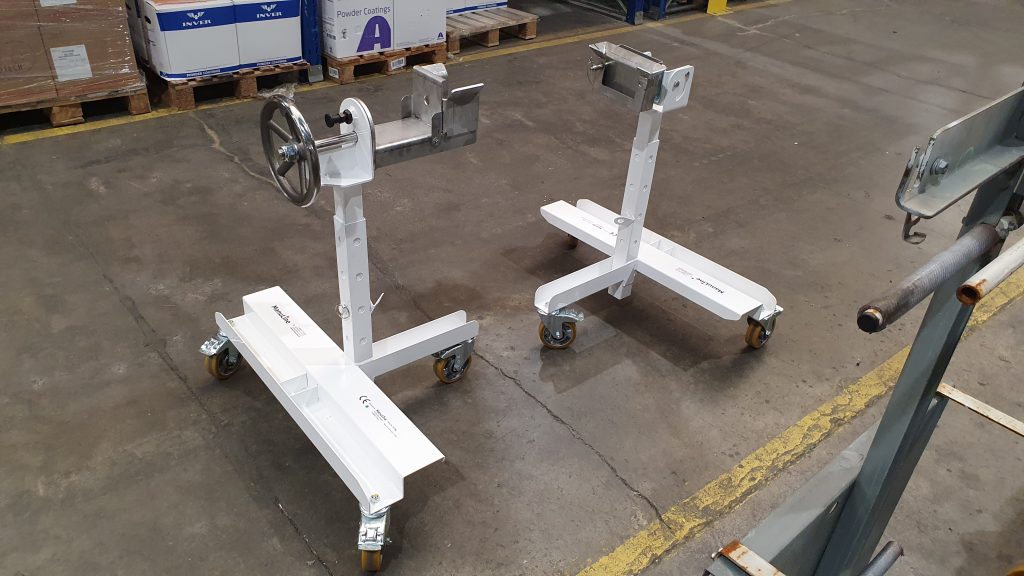 Mobile trestle: when handling pairs with industrial ergonomics - ManuLine